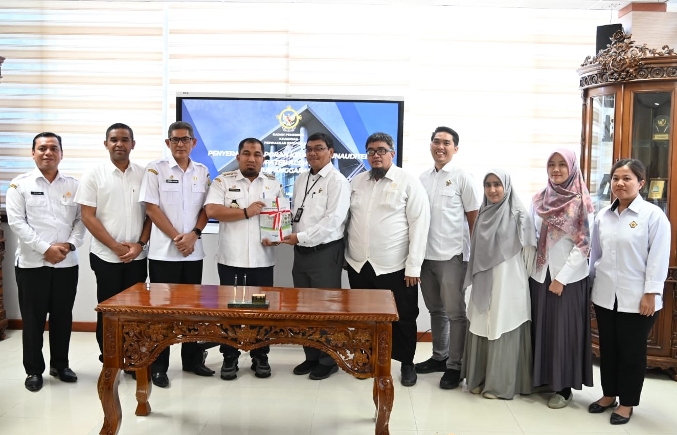 Pj Bupati Serahkan LKPD Aceh Besar Tahun Anggaran 2023 ke BPK RI