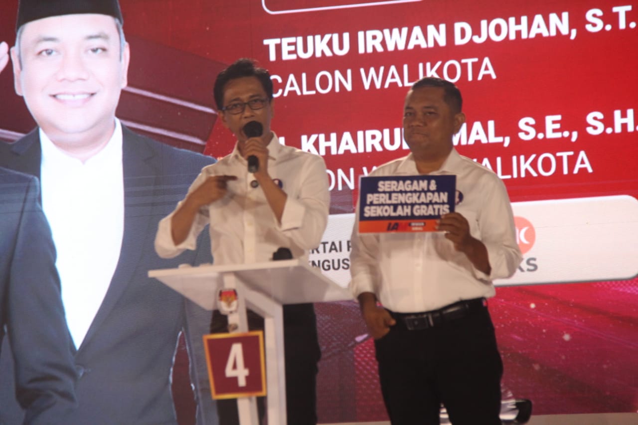 Jika Terpilih jadi Walikota Teuku Irwan Djohan akan Gratiskan Seragam ...